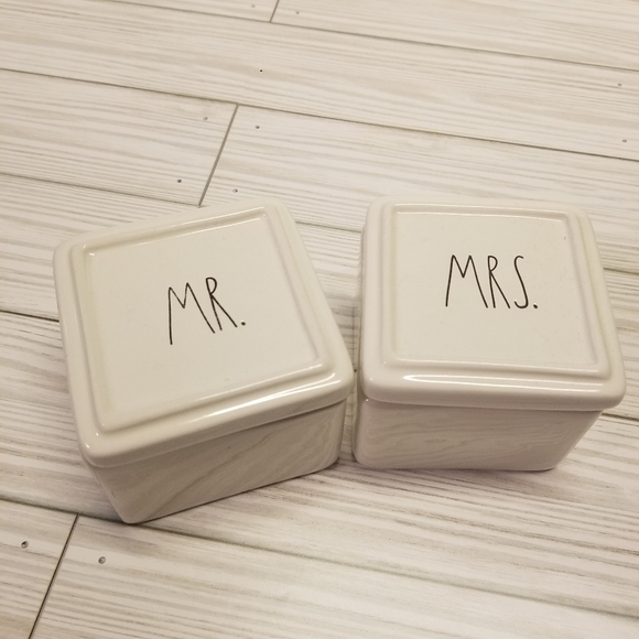 Rae Dunn | Storage & Organization | Rae Dunn Set Of 2 Ceramic Jewelry ...